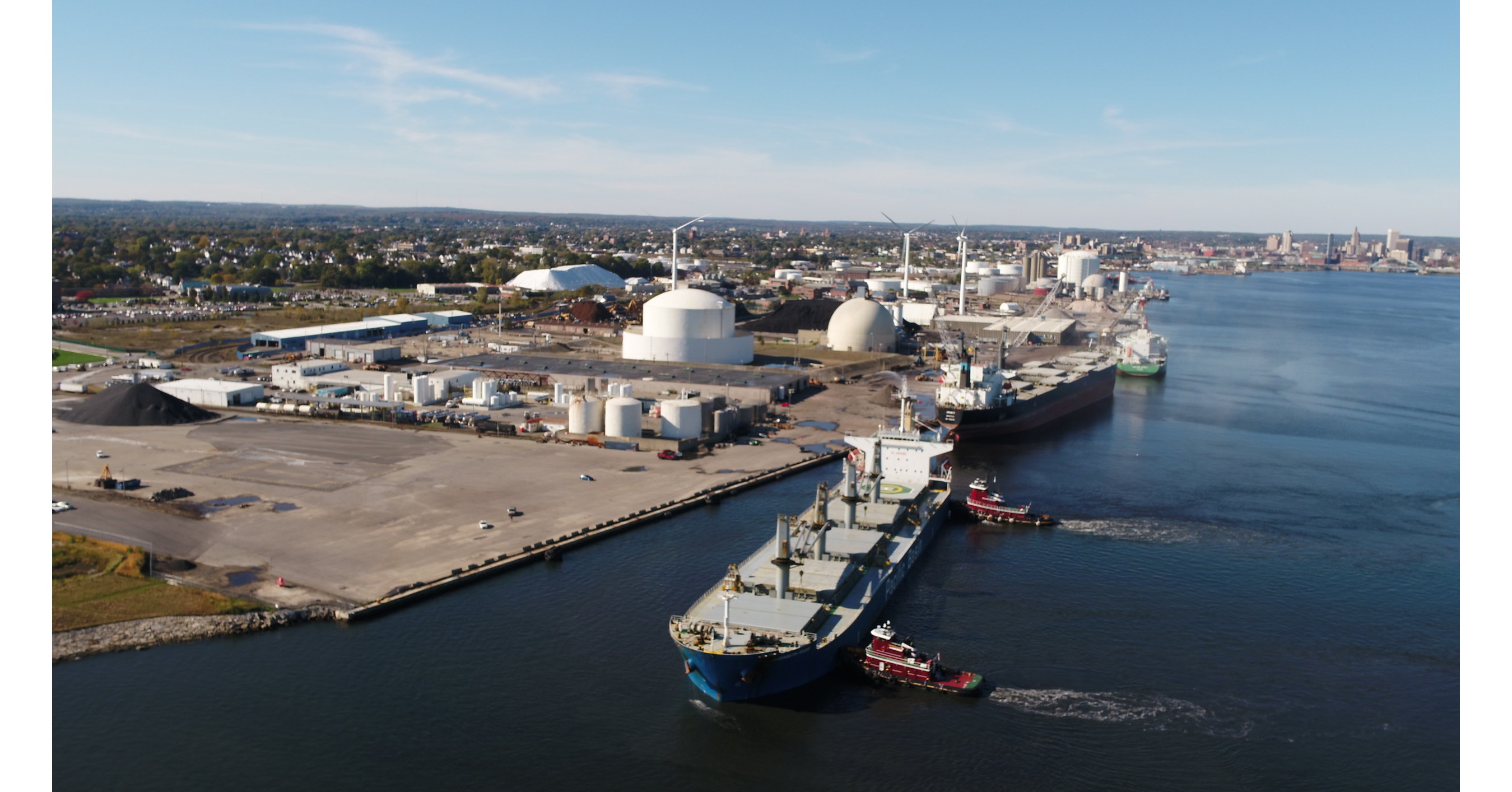 LOGISTEC and Waterson Terminal Services join forces to support ProvPort