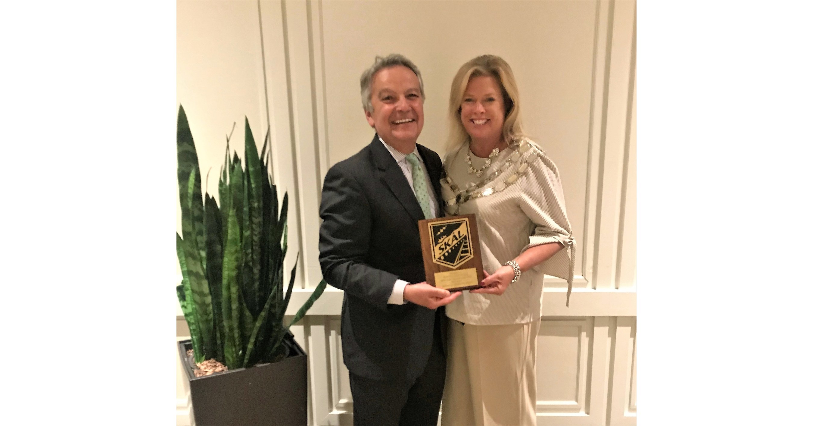 Boston Skål Club Member Receives Skål USA's Bill Sweet Award