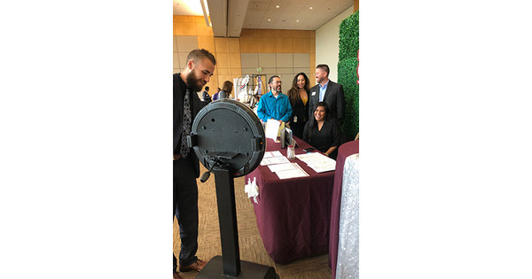 Viral Booth Announces New Roaming Photo Booth on Wheels