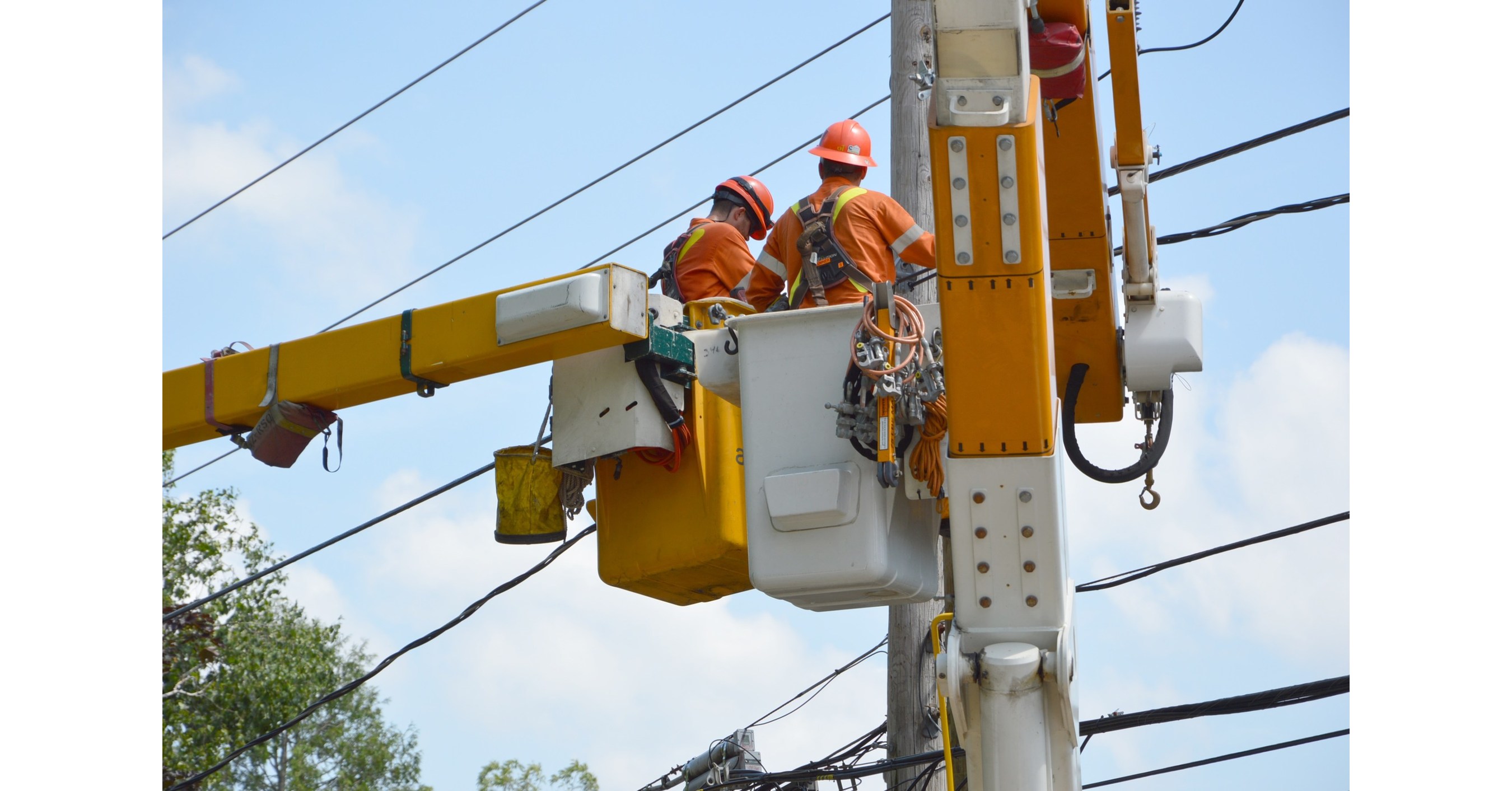 Alectra celebrates the first National Lineworker Appreciation Day