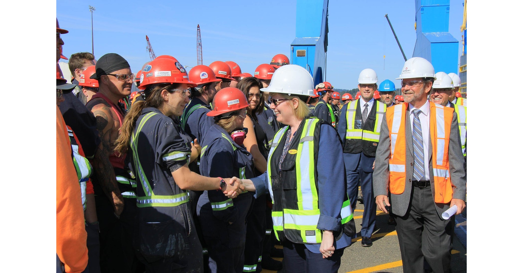 Victoria Shipyards signs contract to maintain Canada's West Coast-based ...