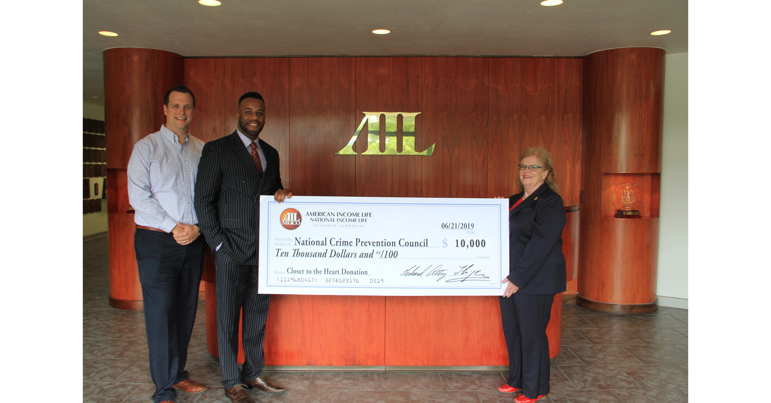 American Income-Altig/Orlovic Donates $10,000 to National Crime ...