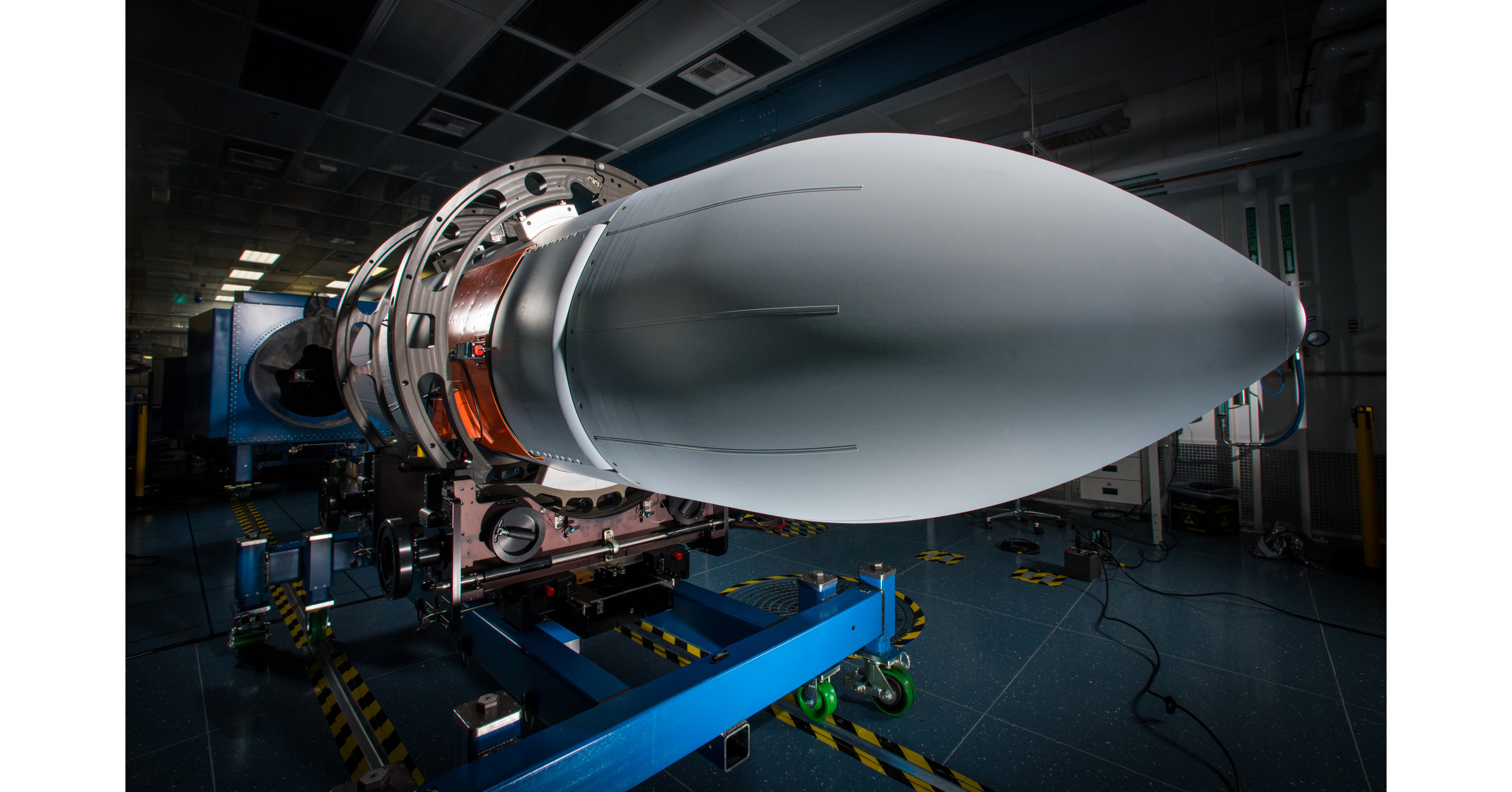 Raytheon delivers first Next Generation Jammer Mid-Band pod for Navy ...