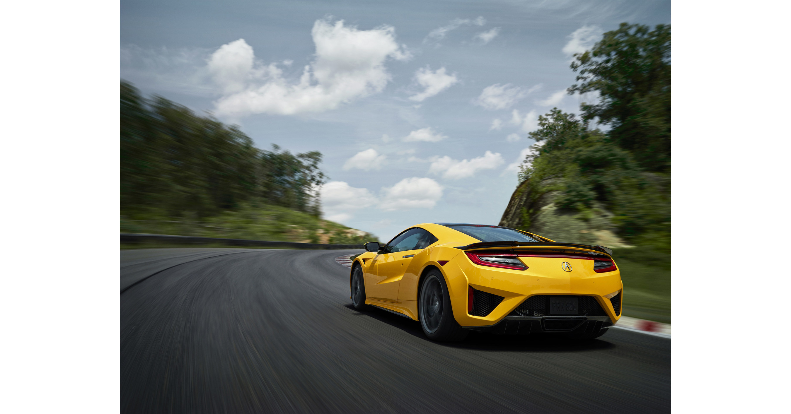 2020 Acura NSX Debuts Heritage Color - Indy Yellow Pearl at Monterey ...