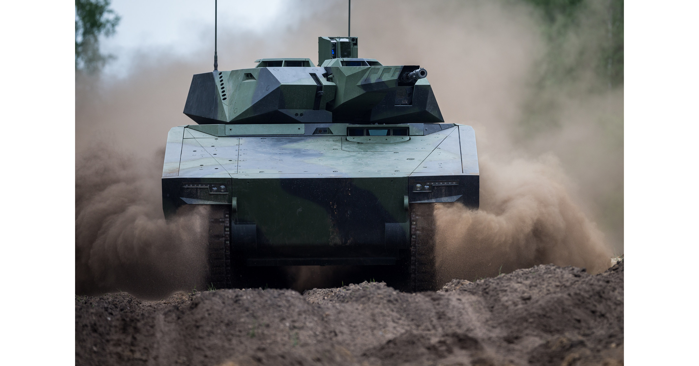 Raytheon, Rheinmetall expand team for US Army combat vehicle competition