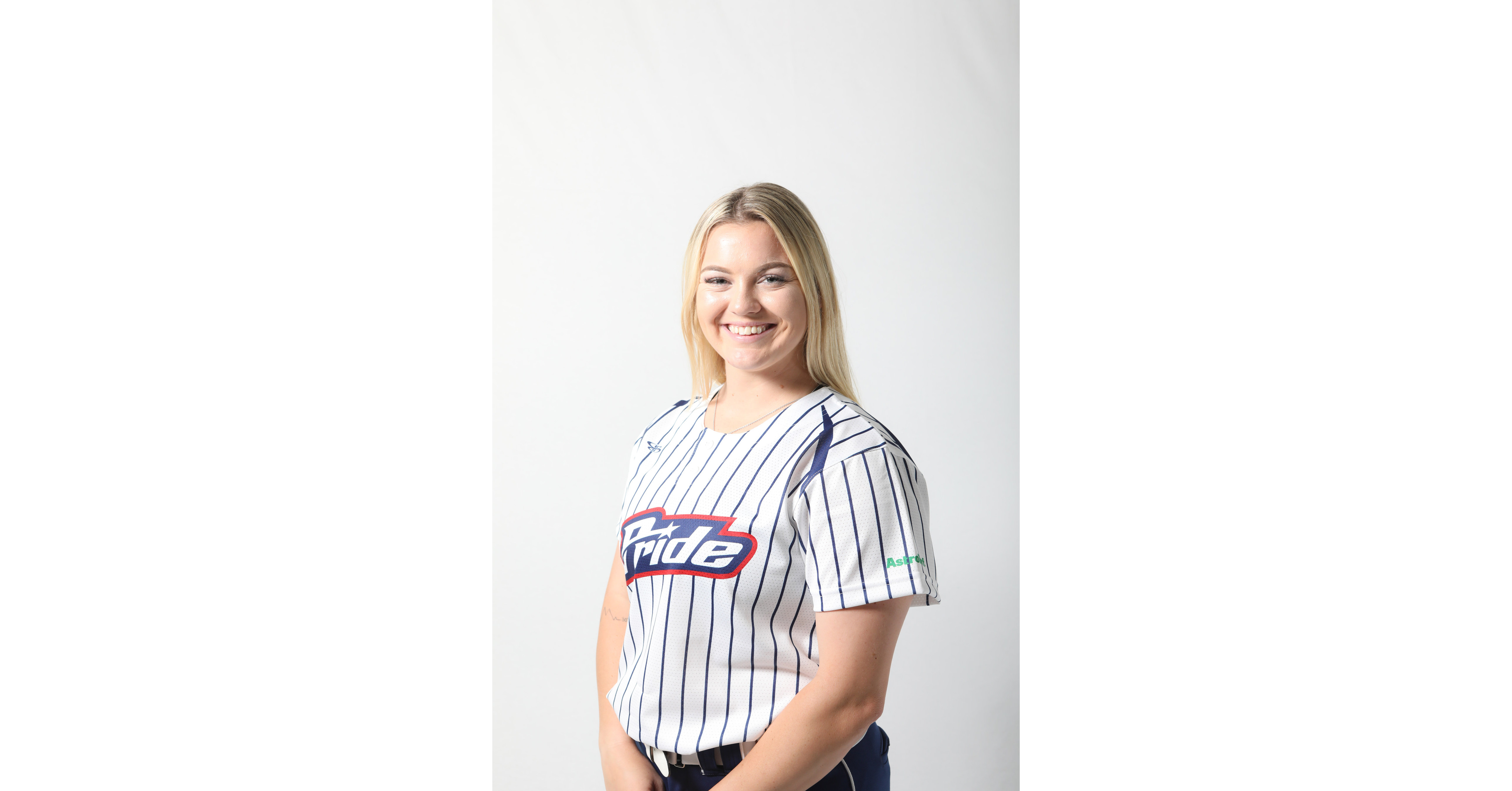 Warren wins Rawlings Gold Glove Award® for Softball