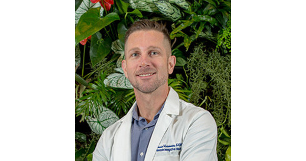 Daniel L. Rasmussen, EAMP is recognized by Continental Who's Who