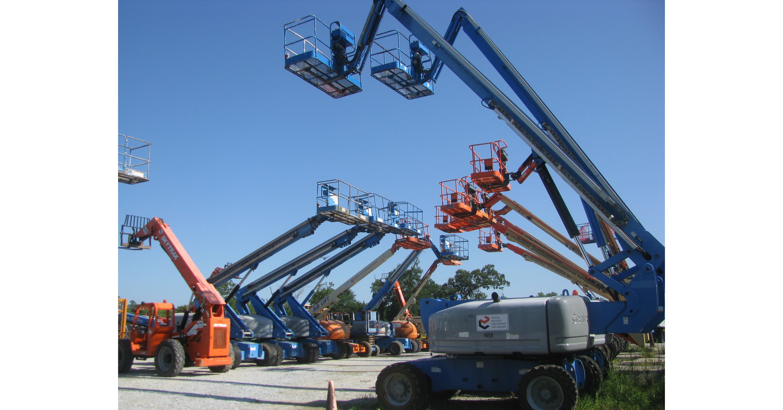 More Than 1,500 Well-Maintained Cranes, Lifts, Telehandlers, Excavators ...