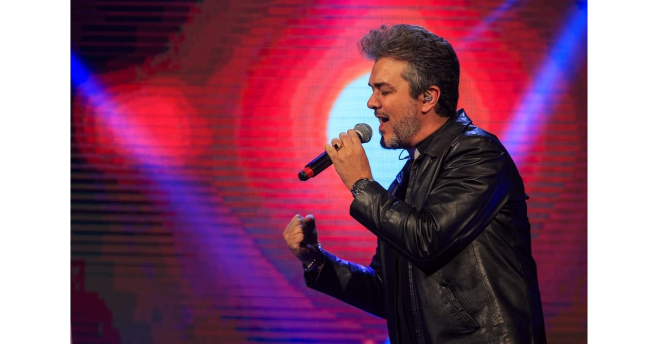 Padre Marcos Roberto grava DVD em São Paulo com participações especiais