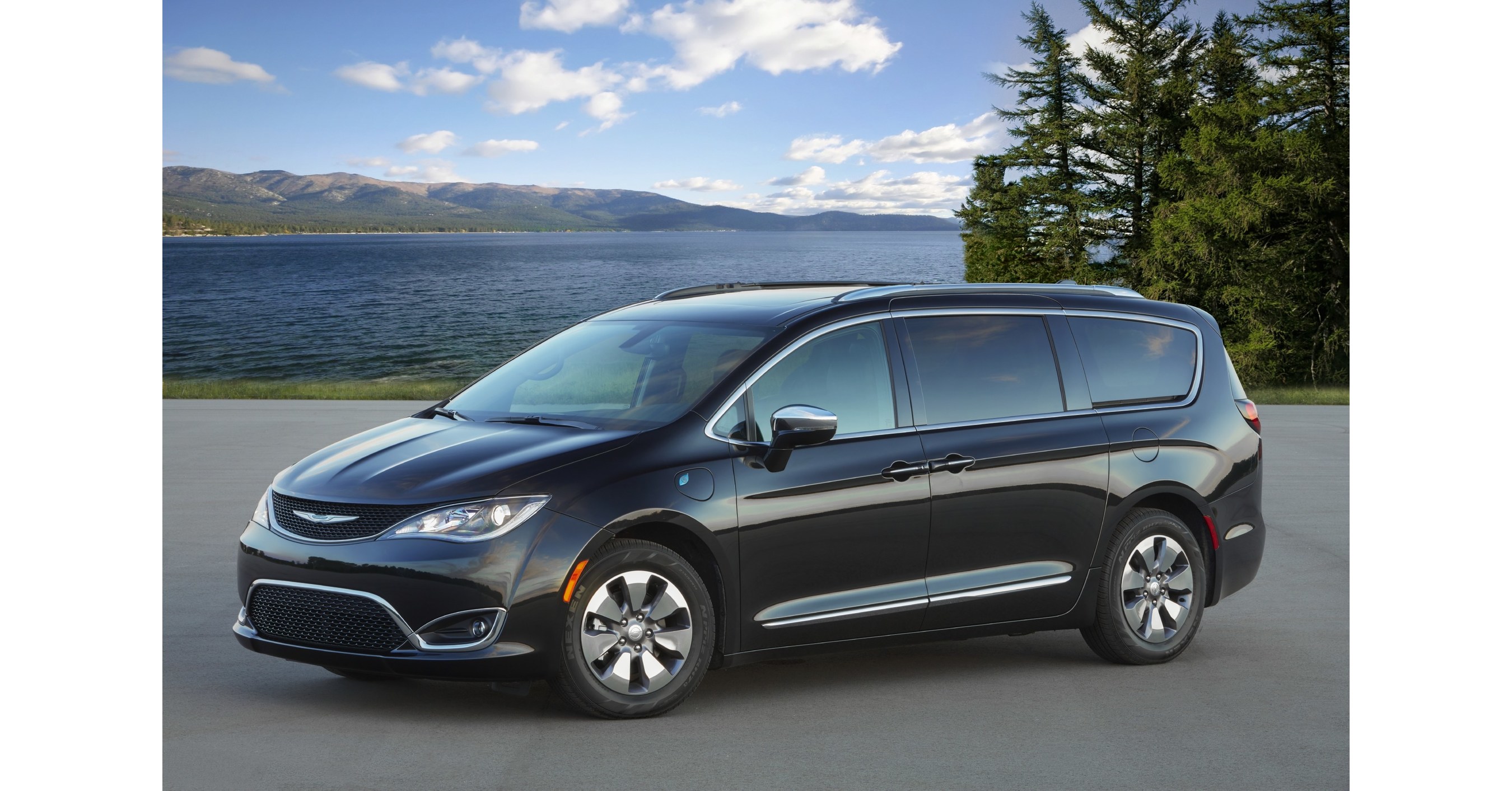 Chrysler Pacifica Hybrid Honored as One of Best Electric Vehicles of ...